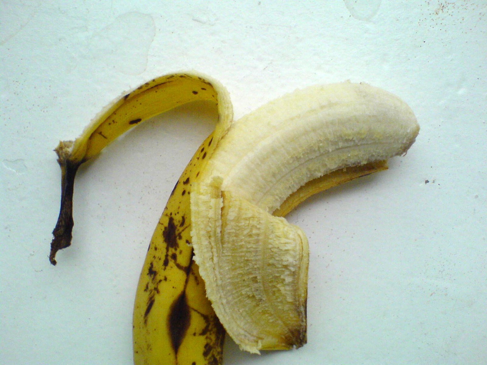 Bananer som ser litt triste ut blir glad banankake! – Pasjon for Jul